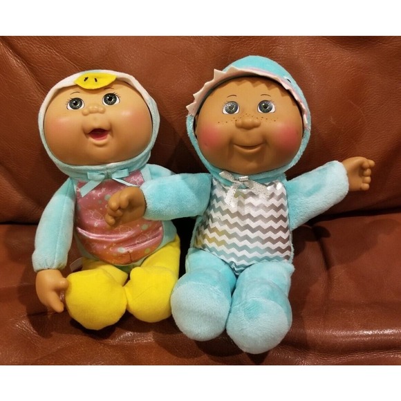Cabbage Patch Kids | Toys | Set Of 2 Cabbage Patch Kids Cuties Water Themed Duck Shark 9 Dolls ...